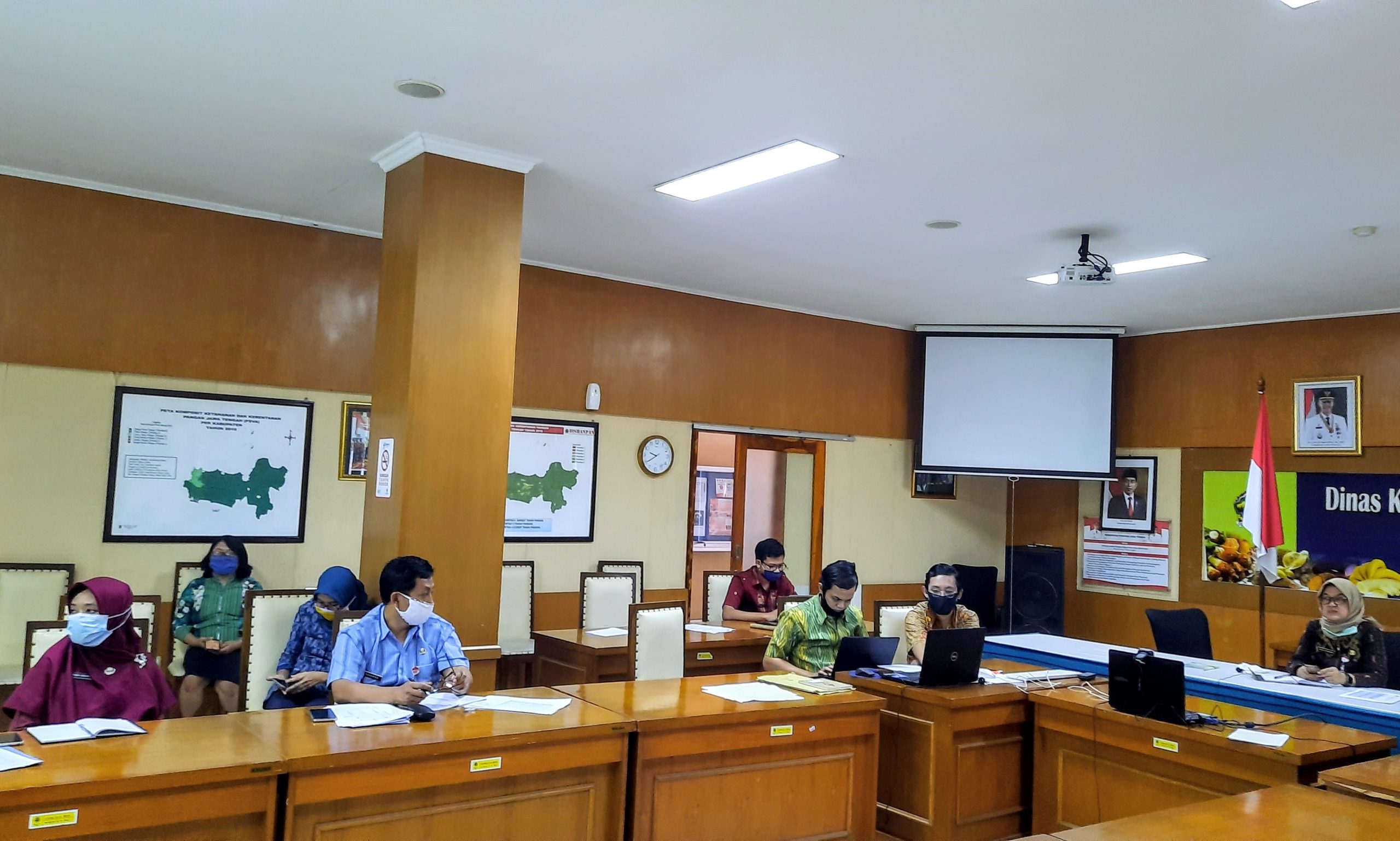 Pelatihan Hygiene Sanitasi (HS) dengan para pelaku usaha di Jawa tengah ...