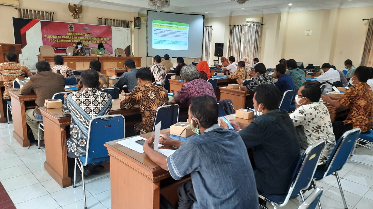 Bintek Penguatan CPP dan LPM di Aula Pertemuan Cabang Dinas Pendidikan ...