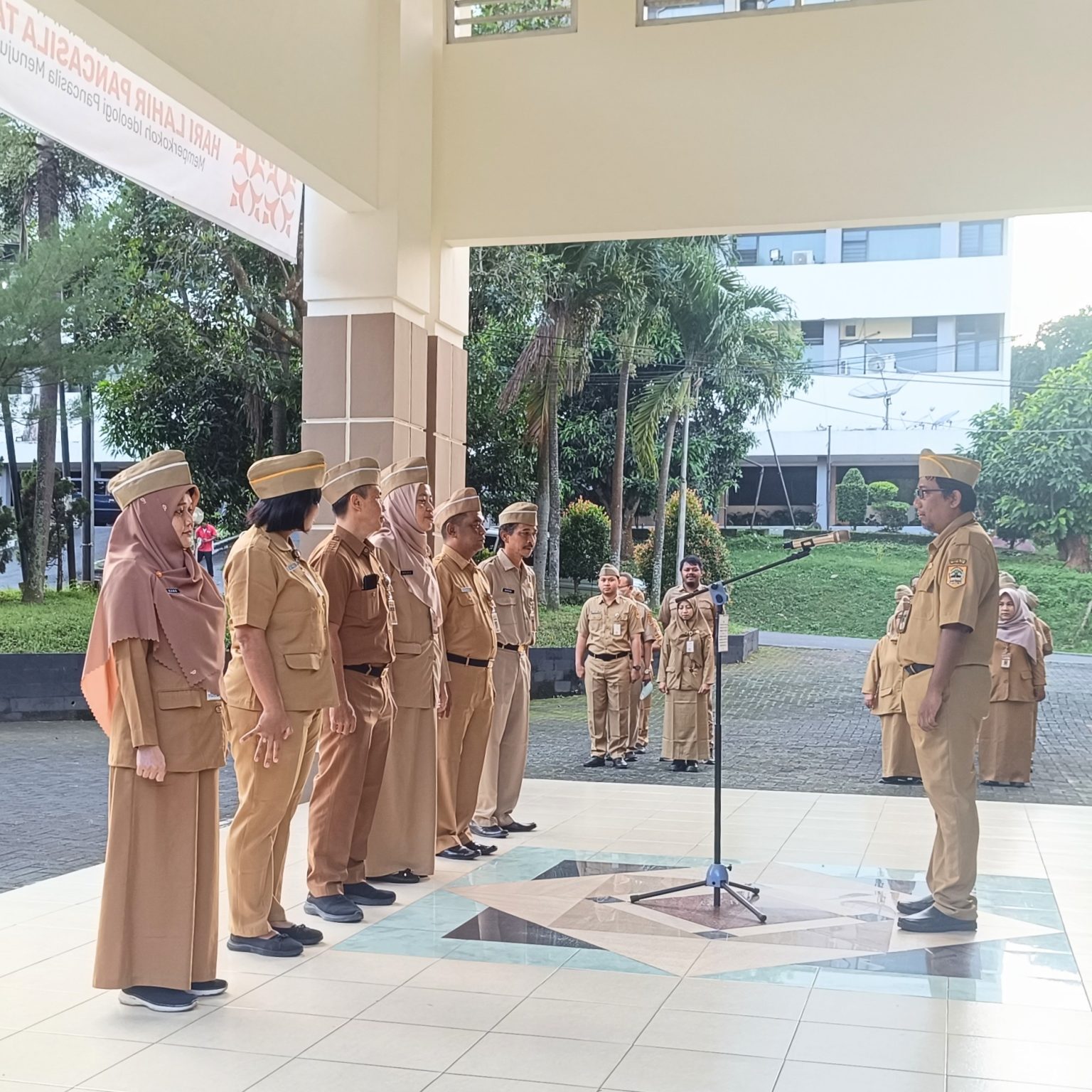 Apel Pagi Penting bagi ASN - Dinas Ketahanan Pangan Provinsi Jateng